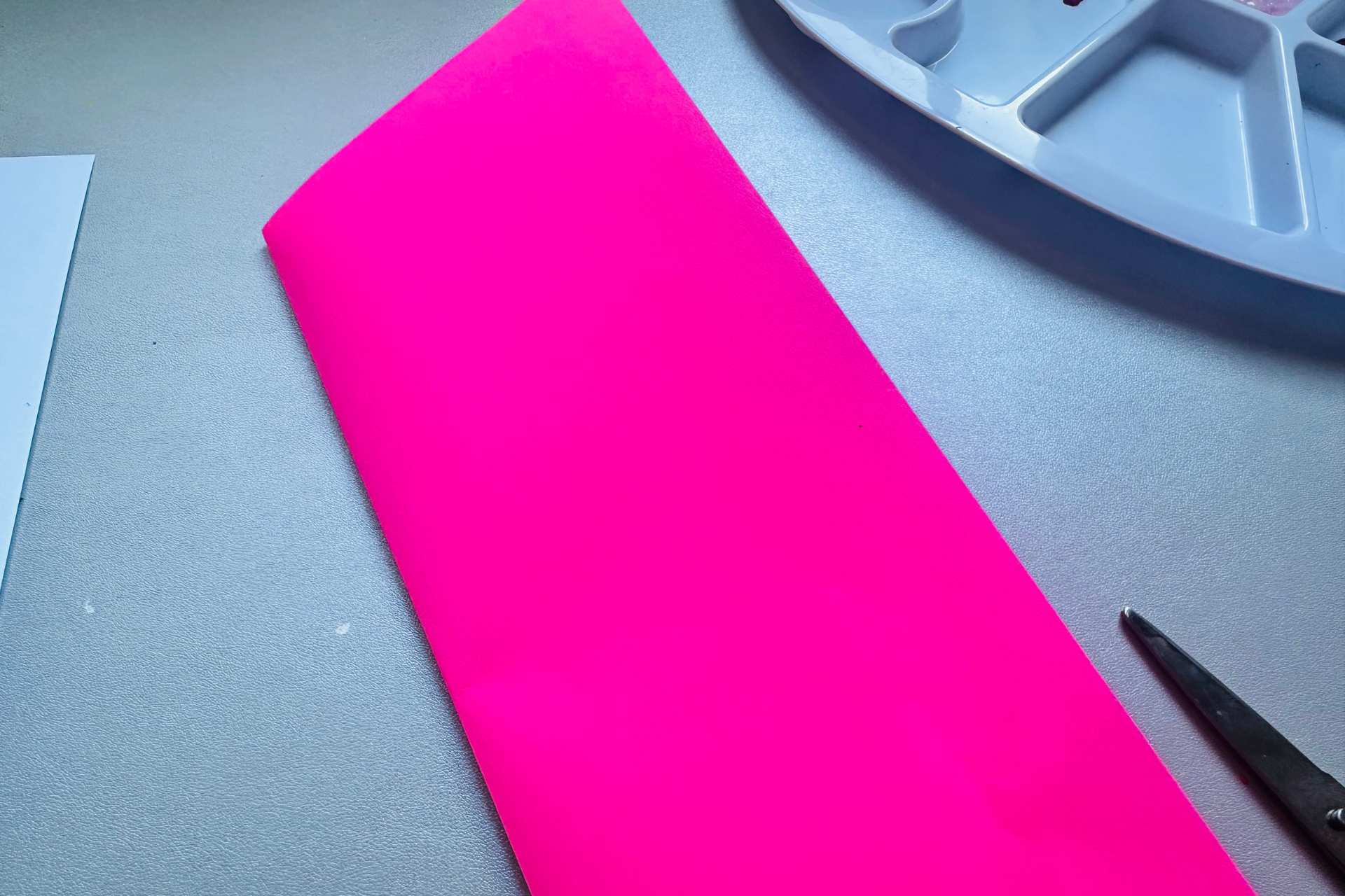 Valentine’s Handprint Craft | Fingerprint Tree Craft | Lightly Sketched